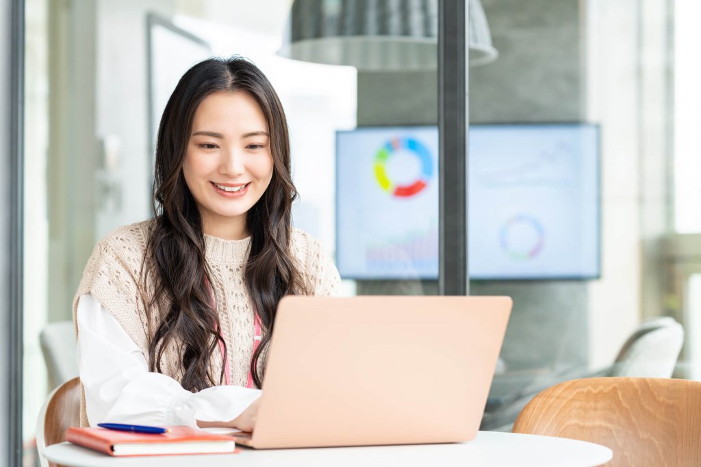 仕事の効率化にパソコンツールを活用しよう！ダウンロードの注意点も解説 | TRYETING Inc.（トライエッティング）